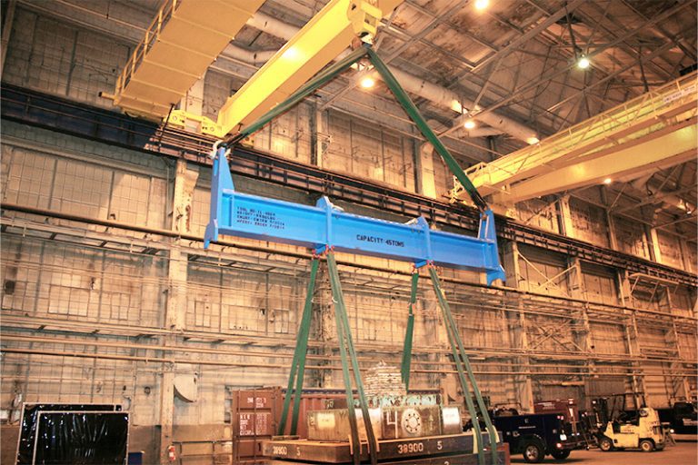 Choosing the Right Below the Hook Lifting Equipment: A Comprehensive Guide
